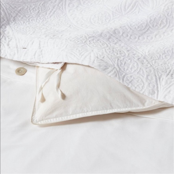 Threshold | Bedding | New Threshold Matelasse Medallion Duvet Cover Set ...